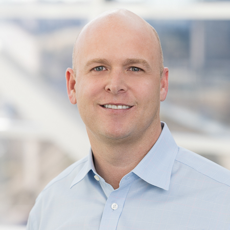 Cameron White-Ford VP de Ventas Hipotecarias